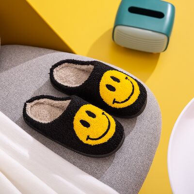 Melody Smiley Face Slippers – lnatrendsboutique