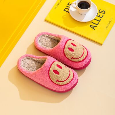 Melody Smiley Face Slippers – lnatrendsboutique